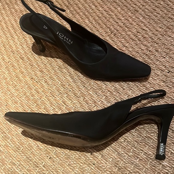 St. John | Shoes | St John Anastasia Black Crepe Sling Back Heels ...